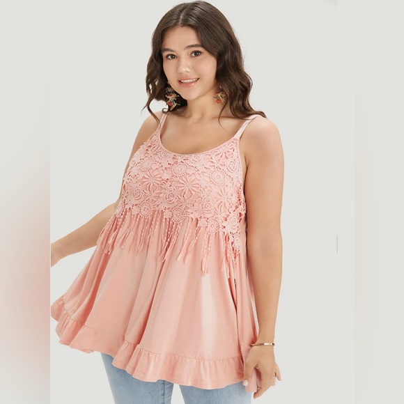 BloomChic | Tops | Bloomchic Plain Contrast Lace Ruffle Hem Cami Top ...